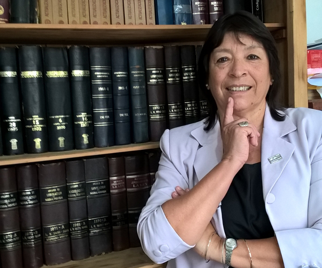 "Chela" Castro cruzó a Pedro Báez por cuestionar la política educativa ...